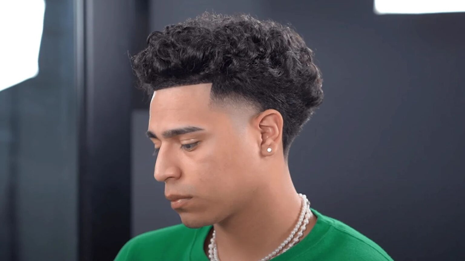 Low Taper Fade Haircut: How to Get the Perfect Look Every Time - Barber ...